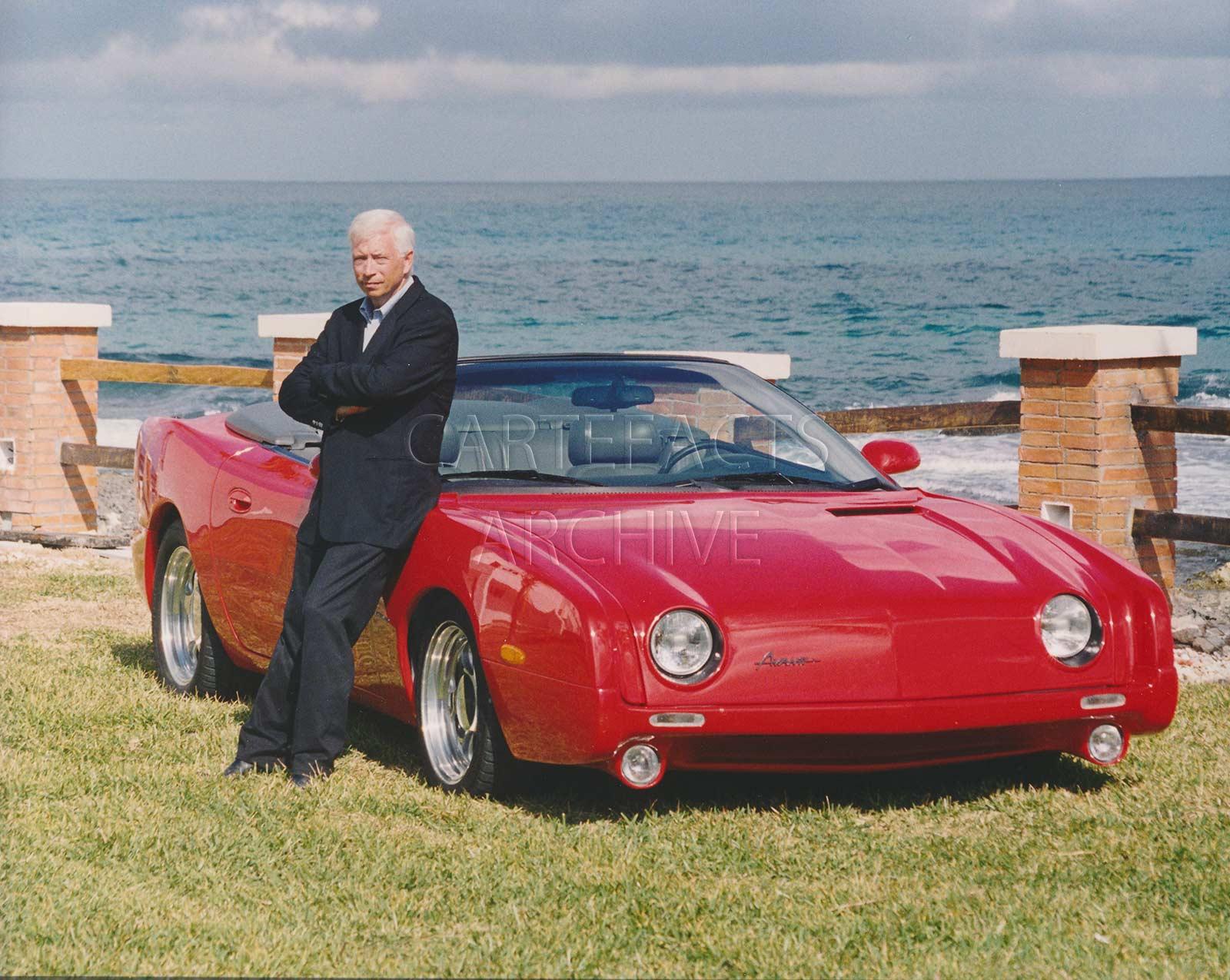 Avanti - 3 original photographs (2002) - Cartefacts