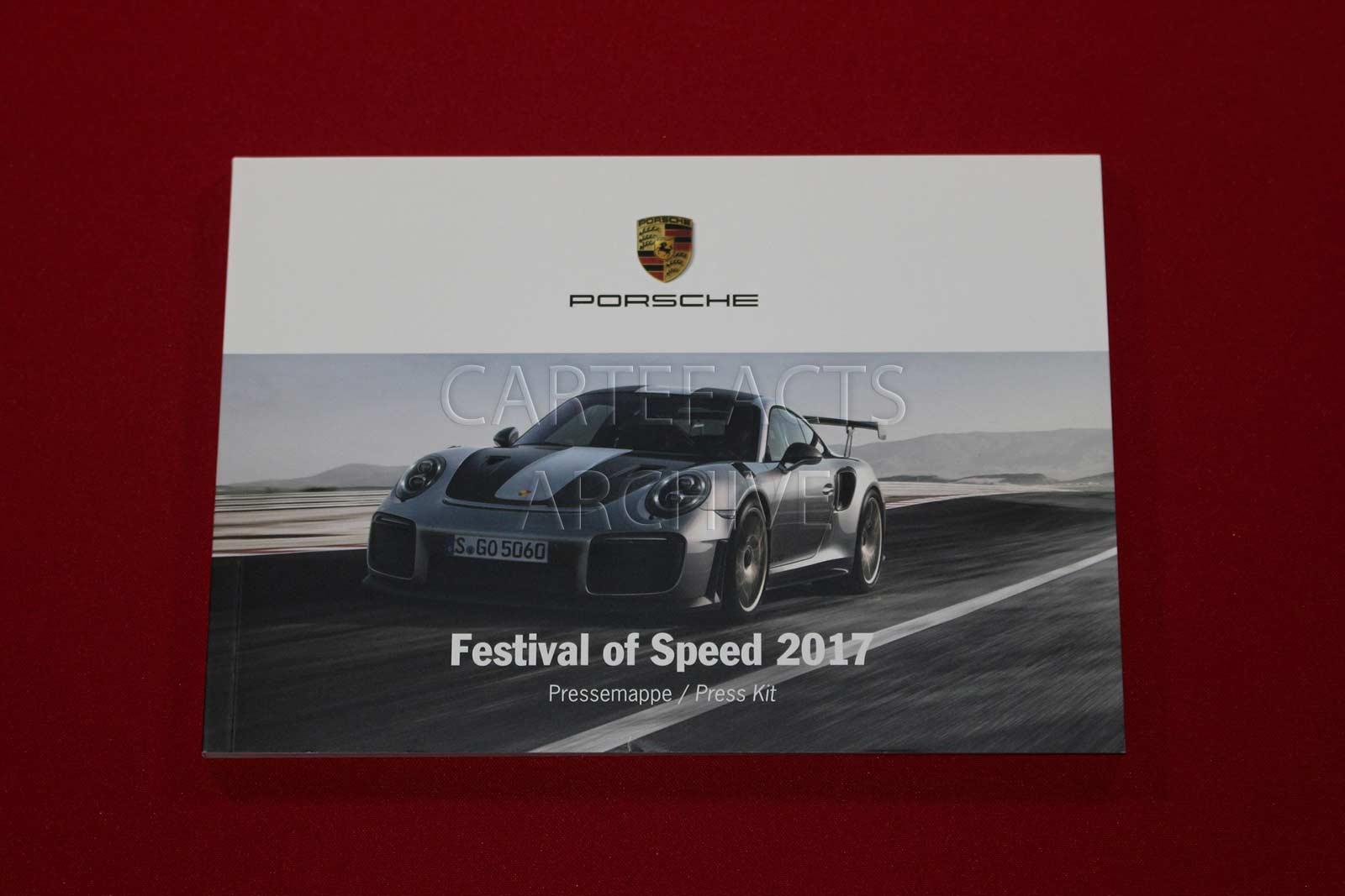 Porsche - press kit brochure feat. 911 GT2 RS (2017) - Cartefacts